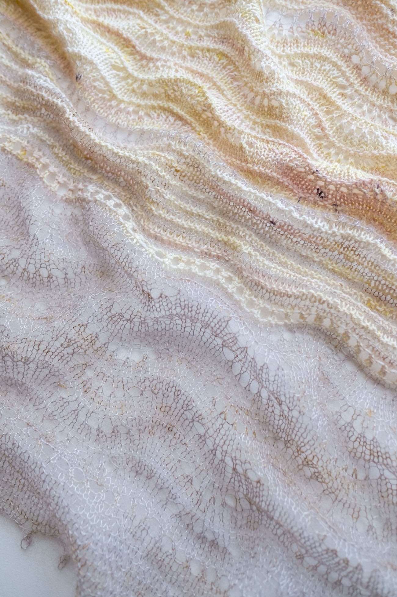 AVFKW x La Bien Aimée x Nadia Crétin-Léchenne - Simple Bliss Shawl Bun