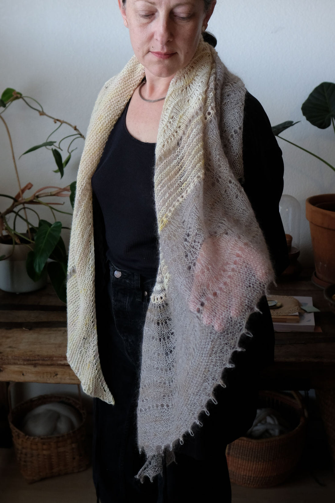 AVFKW x La Bien Aimée x Nadia Crétin-Léchenne - Simple Bliss Shawl Bun