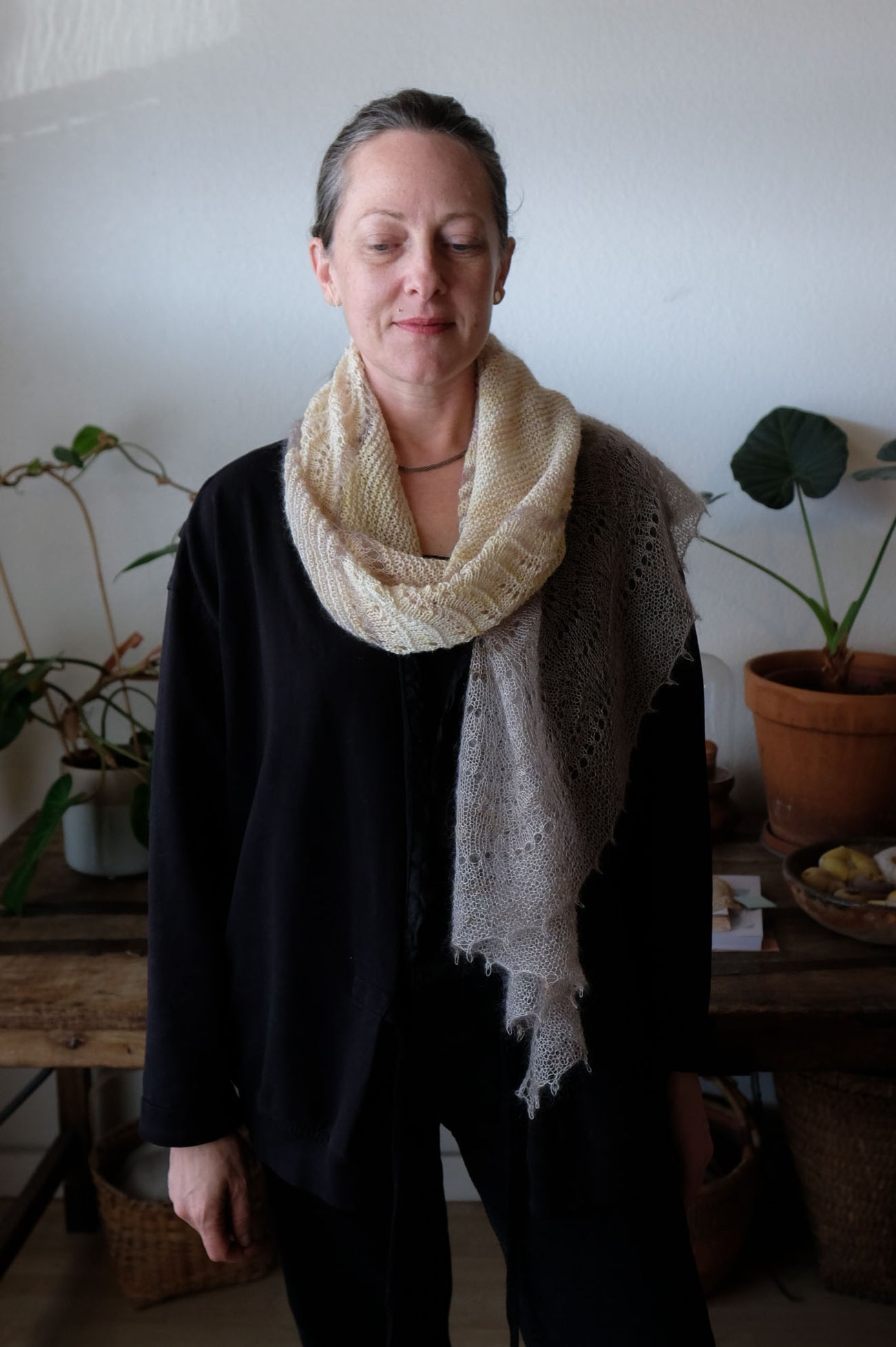 AVFKW x La Bien Aimée x Nadia Crétin-Léchenne - Simple Bliss Shawl Bun