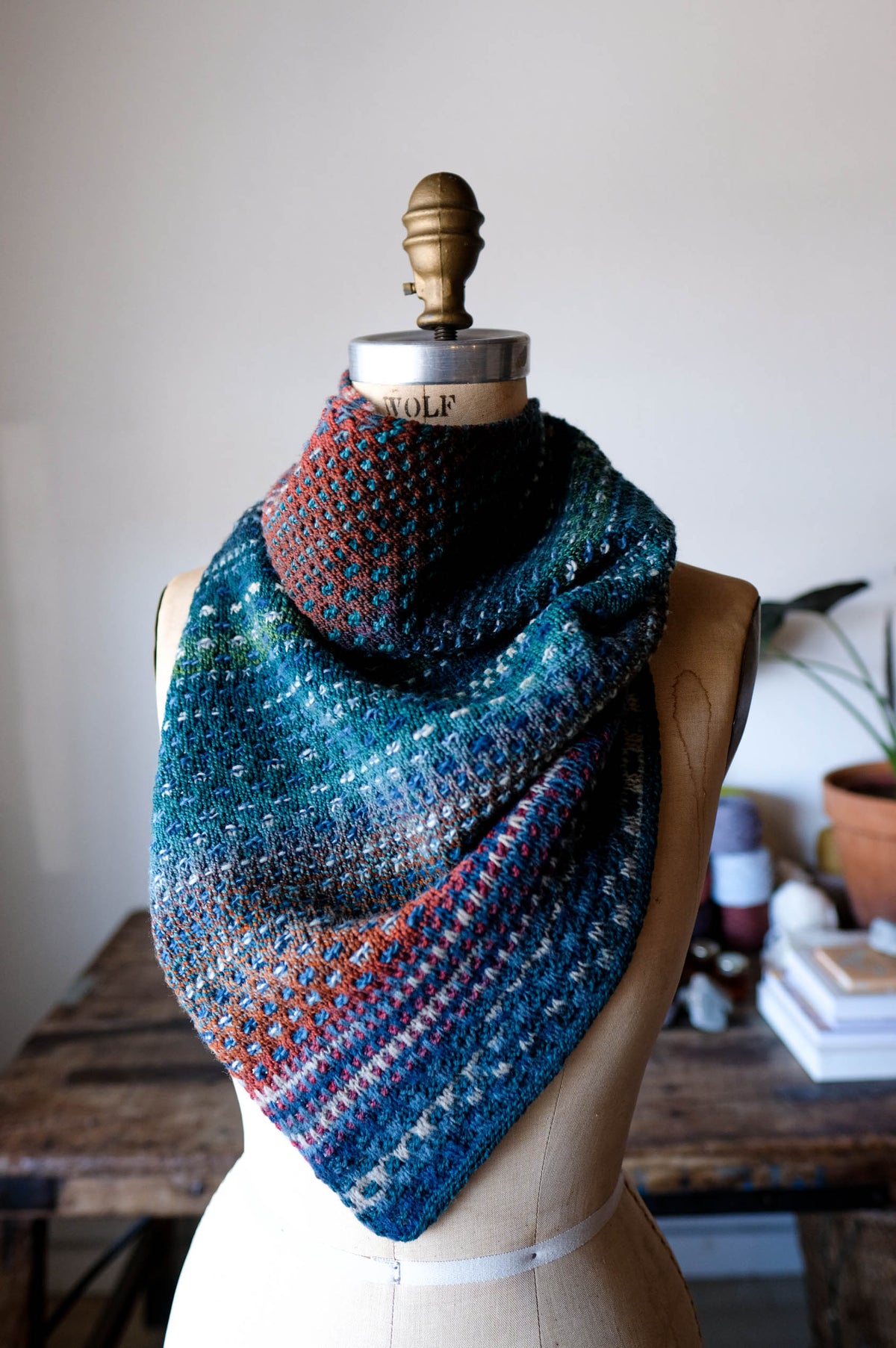 AVFKW x Spincycle x Andrea Mowry - The Shift Cowl Bundle